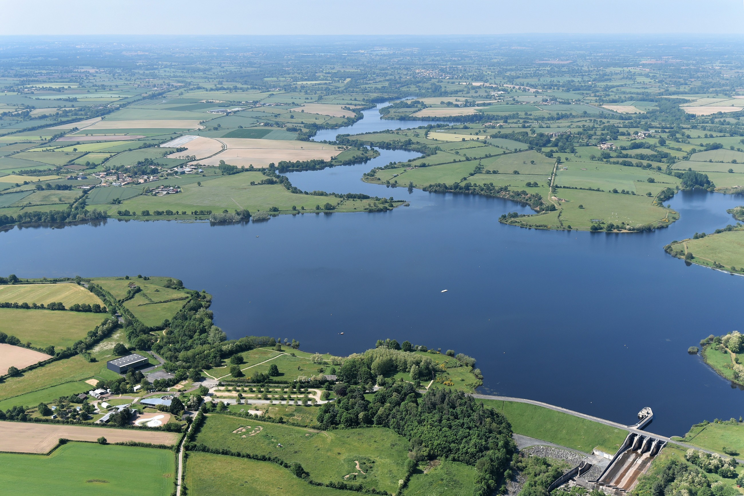 Appel à la vigilance : Présence de cyanobactéries sur le lac du Cébron ...